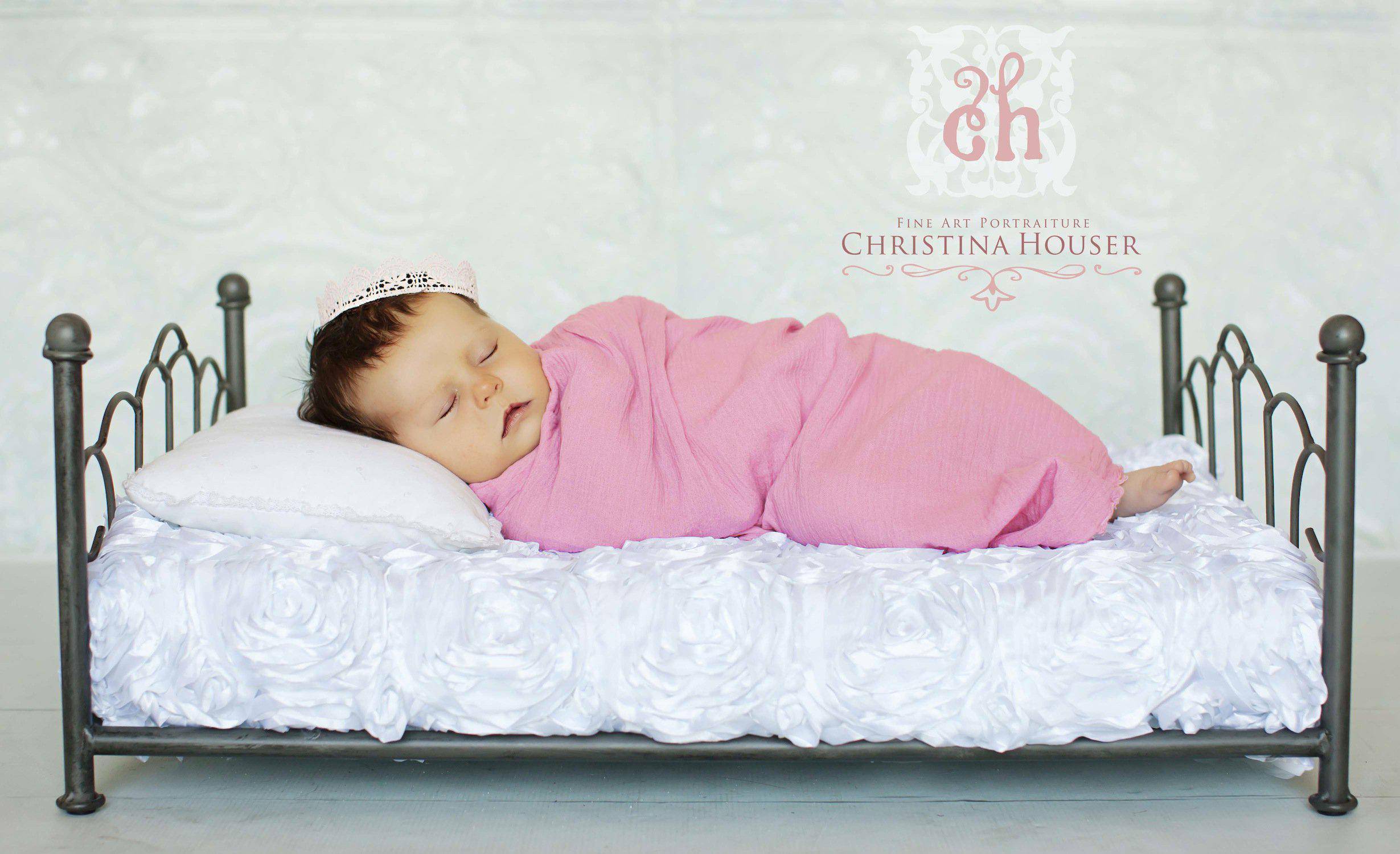 Pink Gauze Newborn Baby Wrap – Beautiful Photo Props